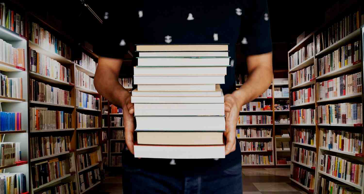 Our Favorite 10 Books of 2021 - CFO Bookshelf